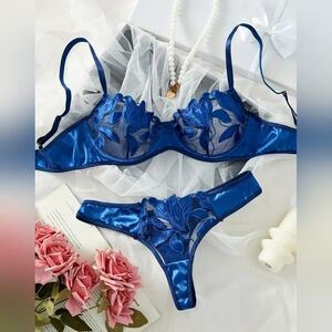 boutique | Intimates & Sleepwear | New Blue Floral Lingerie Set Size ...